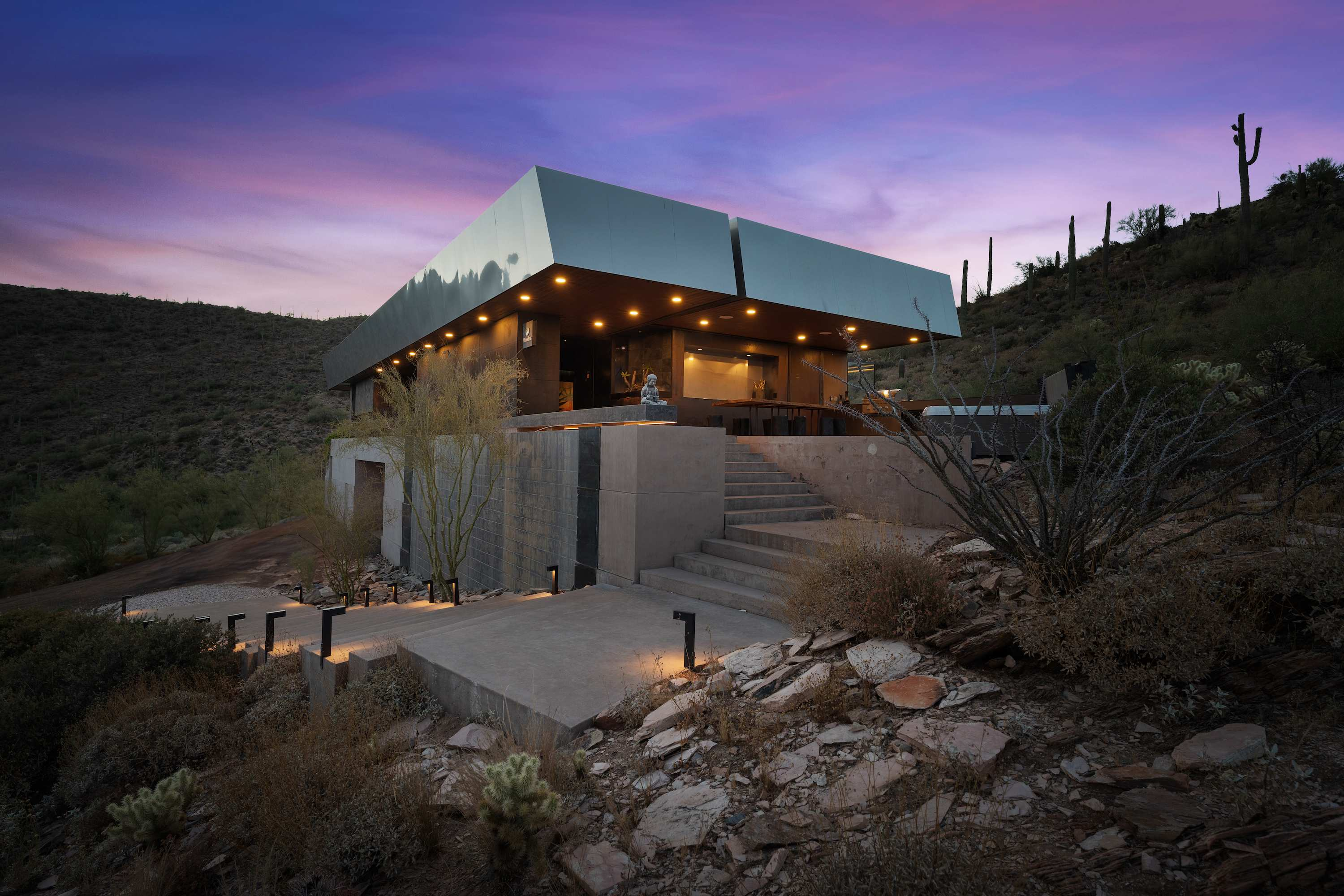 Arizona Cave Home 2.5 Acres Of Residential Land With Home For Sale In